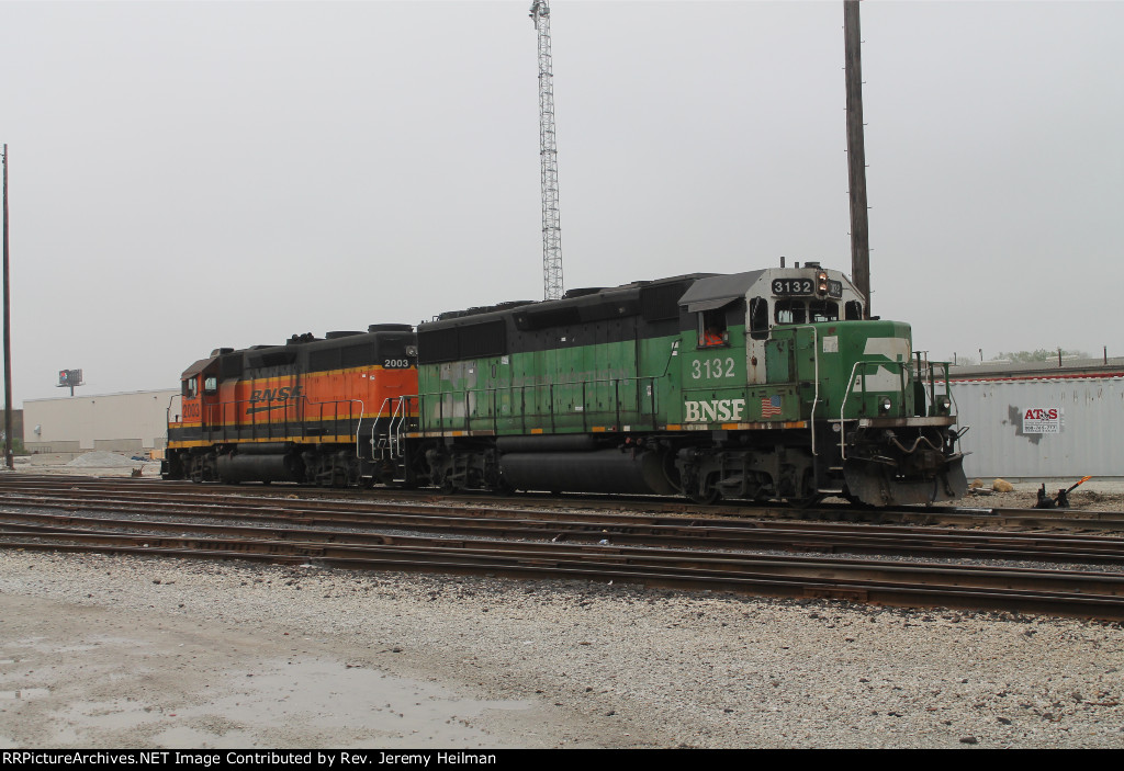 BNSF 3132 & 2003 (1)
